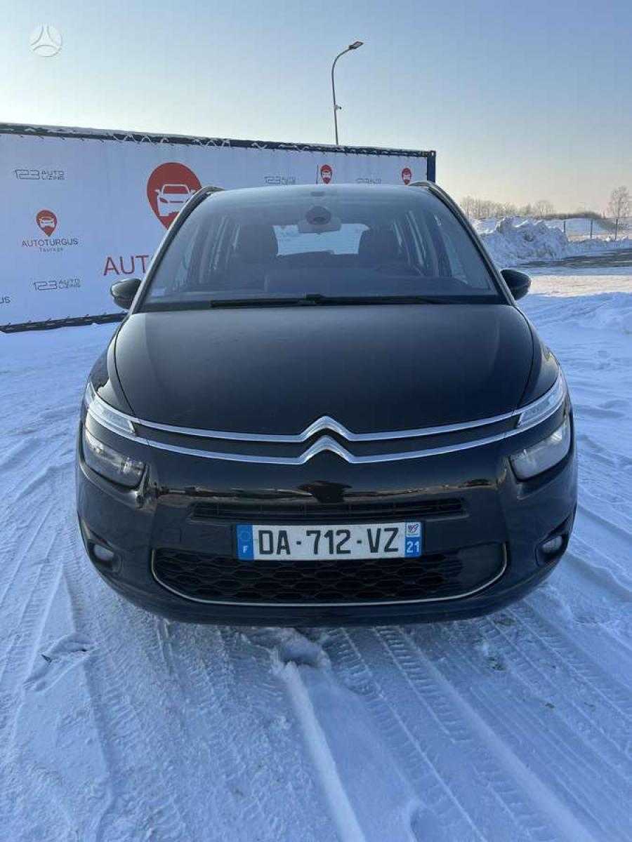 Black Citroen Grand C4 Picasso 2013 in Taurage, with an engine capacity of 2.00 L and mileage of 296 thousand km for 4950 €, photo 6 on AUTOMOTO.COM.LV