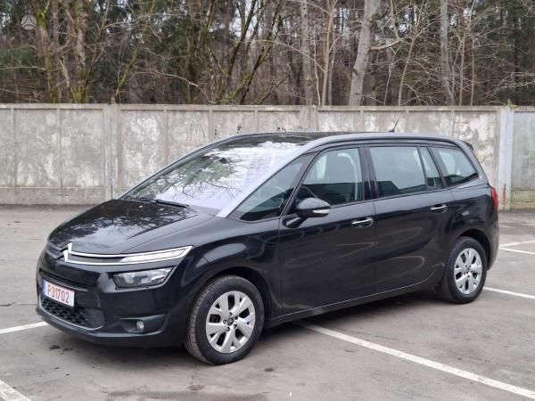Melns Citroen Grand C4 Picasso 2014 Viļņa, ar dzinēja tilpumu 1.56 L un nobraukumu 259 tūkst. km par 4800 €, foto 7 vietnē AUTOMOTO.COM.LV