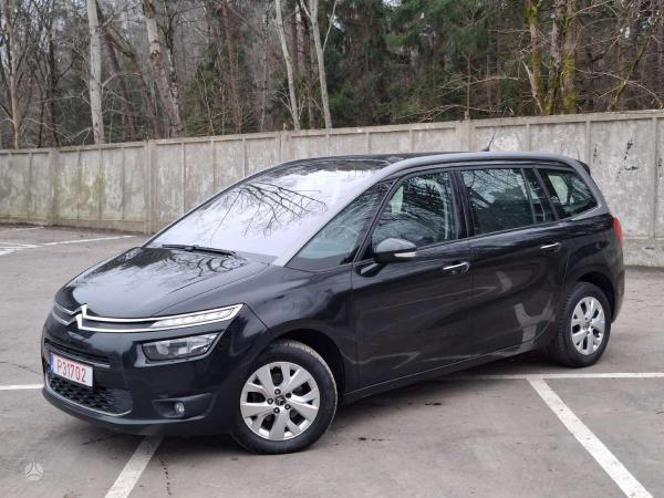 Black Citroen Grand C4 Picasso 2014 in Vilnius, with an engine capacity of 1.56 L and mileage of 259 thousand km for 4700 €, photo 4 on AUTOMOTO.COM.LV