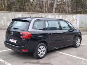 Melns Citroen Grand C4 Picasso 2014 Viļņa, ar dzinēja tilpumu 1.56 L un nobraukumu 259 tūkst. km par 4700 €, foto 11 vietnē AUTOMOTO.COM.LV