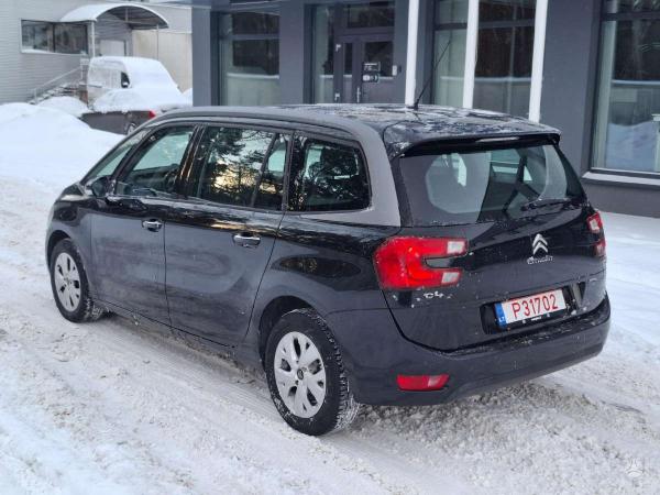 Black Citroen Grand C4 Picasso 2014 in Vilnius, with an engine capacity of 1.56 L and mileage of 259 thousand km for 4600 €, photo 7 on AUTOMOTO.COM.LV