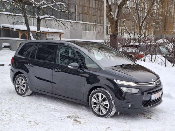 Black Citroen Grand C4 Picasso 2014 in Vilnius, with an engine capacity of 2.00 L and mileage of 285 thousand km for 6300 €, photo 10 on AUTOMOTO.COM.LV
