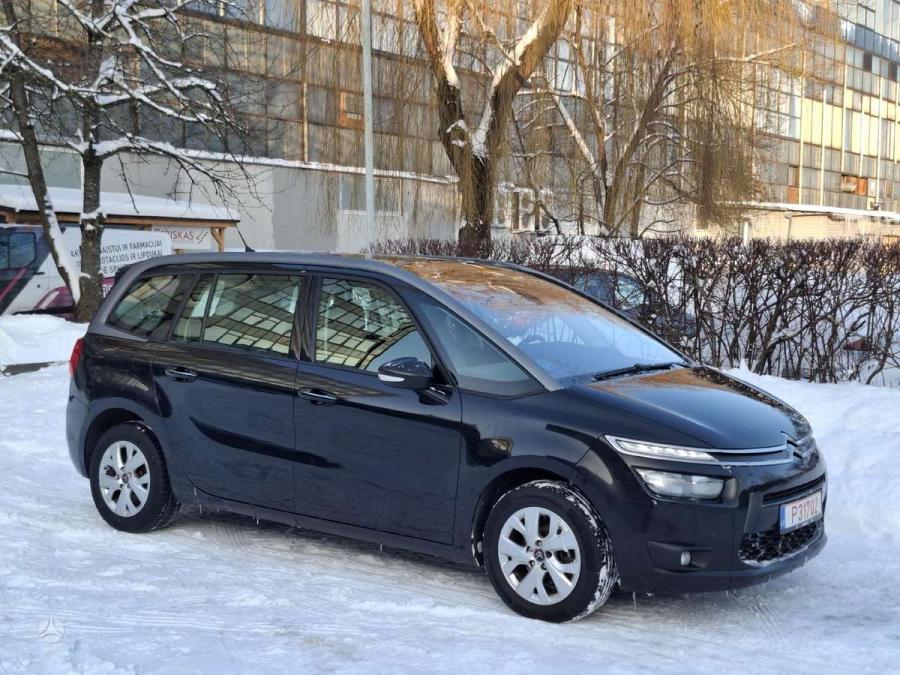 Melns Citroen Grand C4 Picasso 2014 Viļņa, ar dzinēja tilpumu 1.56 L un nobraukumu 259 tūkst. km par 4650 €, foto 10 vietnē AUTOMOTO.COM.LV