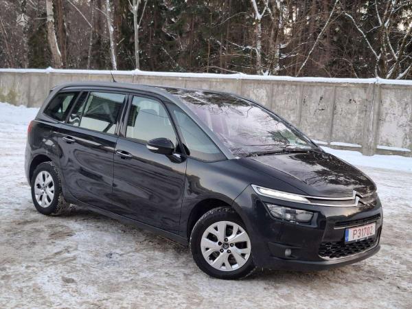 Melns Citroen Grand C4 Picasso 2014 Viļņa, ar dzinēja tilpumu 1.56 L un nobraukumu 259 tūkst. km par 4650 €, foto 1 vietnē AUTOMOTO.COM.LV