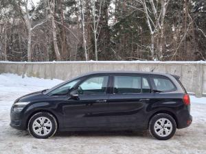 Melns Citroen Grand C4 Picasso 2014 Viļņa, ar dzinēja tilpumu 1.56 L un nobraukumu 259 tūkst. km par 4650 €, foto 4 vietnē AUTOMOTO.COM.LV