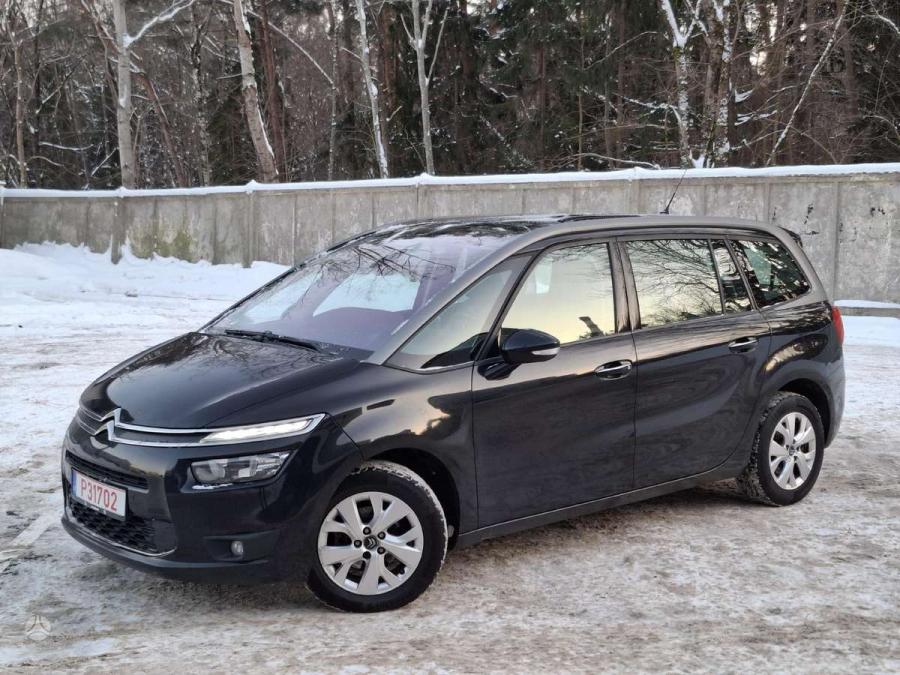 Melns Citroen Grand C4 Picasso 2014 Viļņa, ar dzinēja tilpumu 1.56 L un nobraukumu 259 tūkst. km par 4650 €, foto 5 vietnē AUTOMOTO.COM.LV