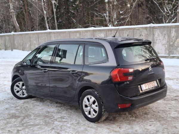 Melns Citroen Grand C4 Picasso 2014 Viļņa, ar dzinēja tilpumu 1.56 L un nobraukumu 259 tūkst. km par 4650 €, foto 7 vietnē AUTOMOTO.COM.LV
