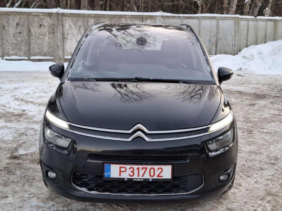 Melns Citroen Grand C4 Picasso 2014 Viļņa, ar dzinēja tilpumu 1.56 L un nobraukumu 259 tūkst. km par 4650 €, foto 9 vietnē AUTOMOTO.COM.LV