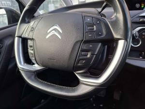Melns Citroen Grand C4 Picasso 2014 Viļņa, ar dzinēja tilpumu 1.56 L un nobraukumu 259 tūkst. km par 4650 €, foto 21 vietnē AUTOMOTO.COM.LV