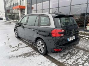 Black Citroen Grand C4 Picasso 2014 in Vilnius, with an engine capacity of 1.56 L and mileage of 205 thousand km for 4999 €, photo 3 on AUTOMOTO.COM.LV