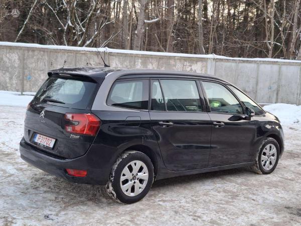 Melns Citroen Grand C4 Picasso 2014 Viļņa, ar dzinēja tilpumu 1.56 L un nobraukumu 259 tūkst. km par 4400 €, foto 5 vietnē AUTOMOTO.COM.LV