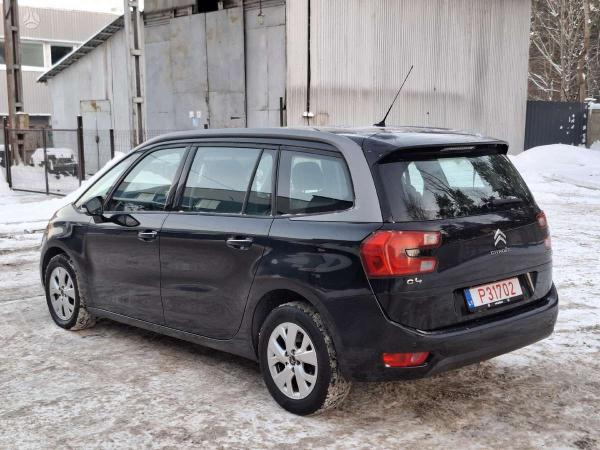 Melns Citroen Grand C4 Picasso 2014 Viļņa, ar dzinēja tilpumu 1.56 L un nobraukumu 259 tūkst. km par 4400 €, foto 7 vietnē AUTOMOTO.COM.LV