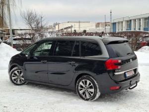 Black Citroen Grand C4 Picasso 2014 in Vilnius, with an engine capacity of 2.00 L and mileage of 284 thousand km for 6300 €, photo 9 on AUTOMOTO.COM.LV