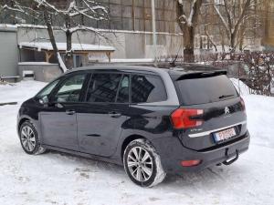 Black Citroen Grand C4 Picasso 2014 in Vilnius, with an engine capacity of 2.00 L and mileage of 284 thousand km for 6300 €, photo 12 on AUTOMOTO.COM.LV