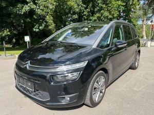 Black Citroen Grand C4 Picasso 2014 in Taurage, with an engine capacity of 2.00 L and mileage of 290 thousand km for 4600 €, photo  on AUTOMOTO.COM.LV