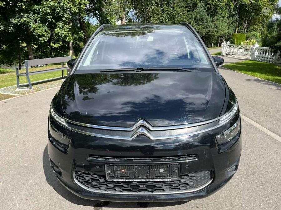 Melns Citroen Grand C4 Picasso 2014 Tauragė, ar dzinēja tilpumu 2.00 L un nobraukumu 290 tūkst. km par 4600 €, foto 4 vietnē AUTOMOTO.COM.LV
