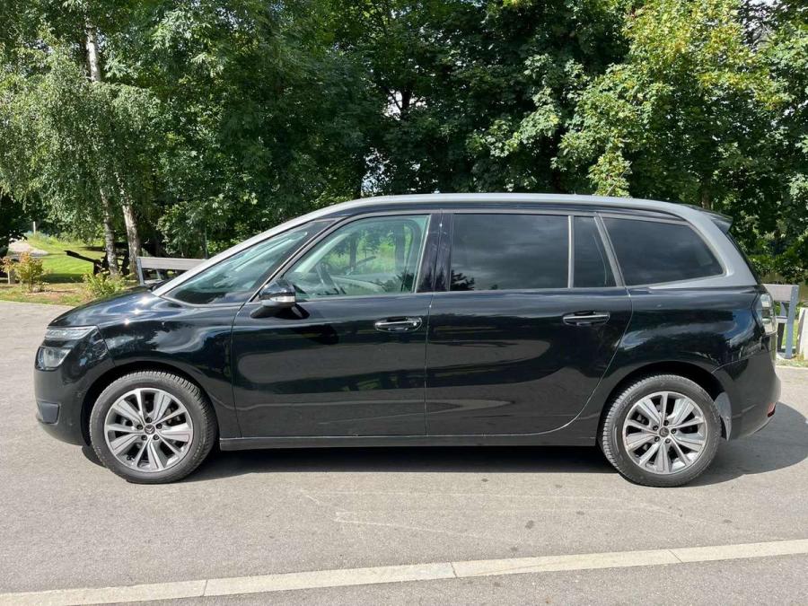 Melns Citroen Grand C4 Picasso 2014 Tauragė, ar dzinēja tilpumu 2.00 L un nobraukumu 290 tūkst. km par 4600 €, foto 5 vietnē AUTOMOTO.COM.LV