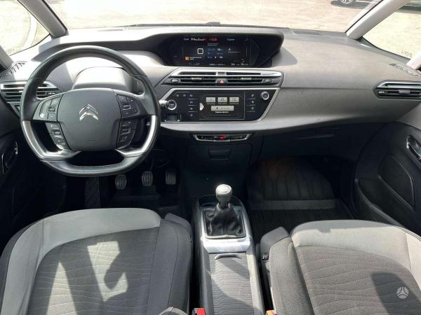 Melns Citroen Grand C4 Picasso 2014 Tauragė, ar dzinēja tilpumu 2.00 L un nobraukumu 290 tūkst. km par 4600 €, foto 10 vietnē AUTOMOTO.COM.LV