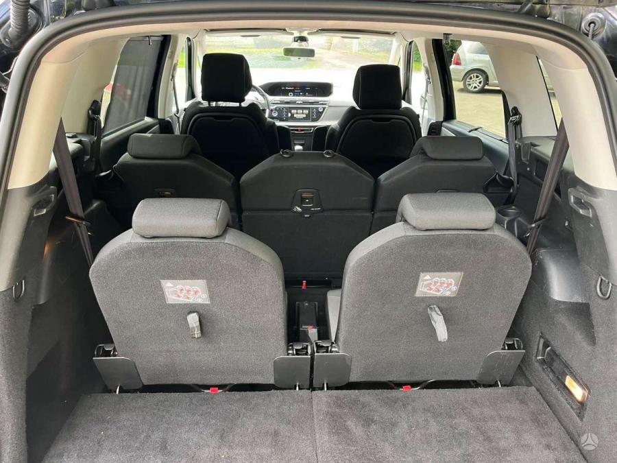 Melns Citroen Grand C4 Picasso 2014 Tauragė, ar dzinēja tilpumu 2.00 L un nobraukumu 290 tūkst. km par 4600 €, foto 11 vietnē AUTOMOTO.COM.LV