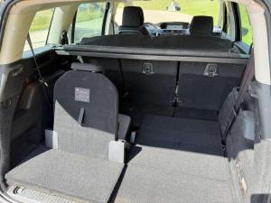 Black Citroen Grand C4 Picasso 2014 in Vilnius, with an engine capacity of 1.56 L and mileage of 320 thousand km for 4600 €, photo 10 on AUTOMOTO.COM.LV