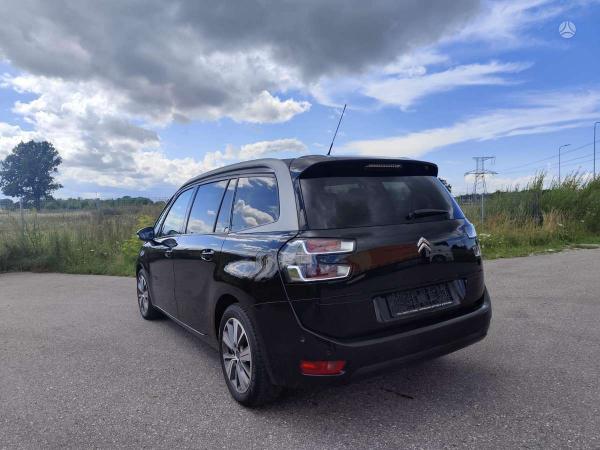 Melns Citroen Grand C4 Picasso 2015 Marijampole, ar dzinēja tilpumu 2.00 L un nobraukumu 228 tūkst. km par 5650 €, foto 2 vietnē AUTOMOTO.COM.LV