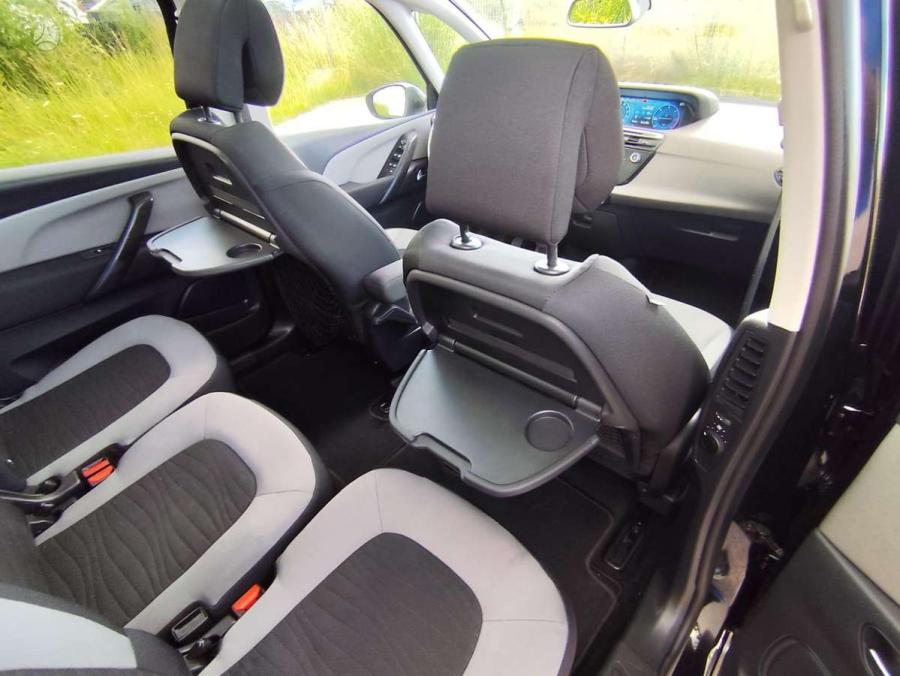 Melns Citroen Grand C4 Picasso 2015 Marijampole, ar dzinēja tilpumu 2.00 L un nobraukumu 228 tūkst. km par 5650 €, foto 10 vietnē AUTOMOTO.COM.LV