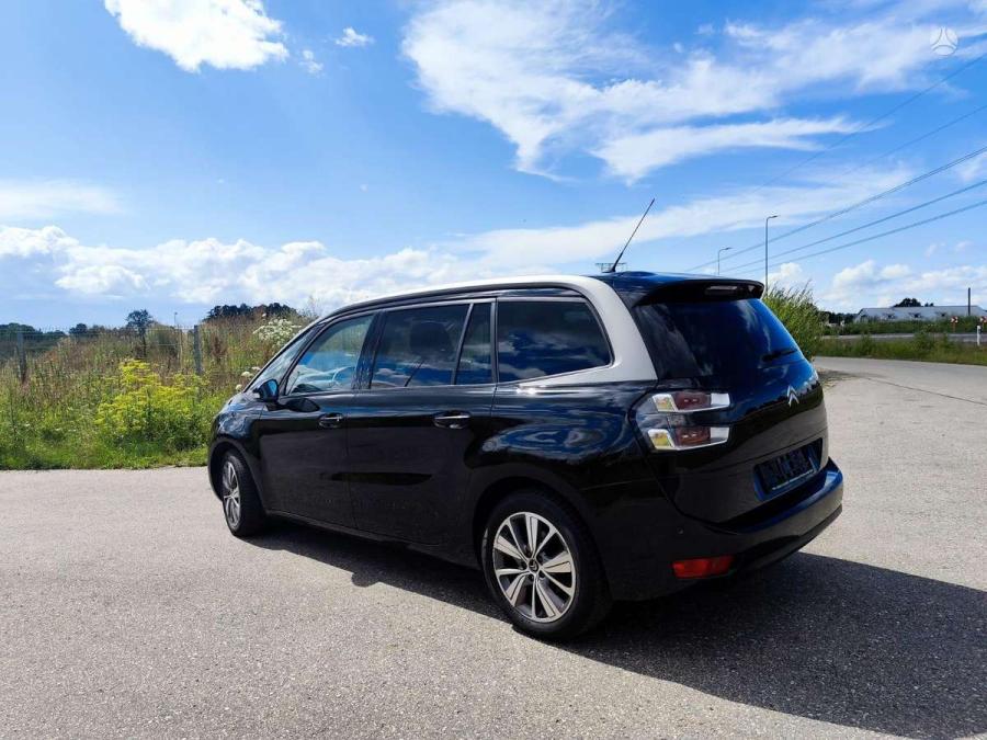 Melns Citroen Grand C4 Picasso 2015 Marijampole, ar dzinēja tilpumu 2.00 L un nobraukumu 228 tūkst. km par 5650 €, foto 16 vietnē AUTOMOTO.COM.LV