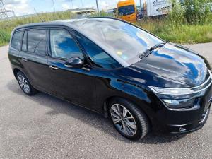 Melns Citroen Grand C4 Picasso 2015 Marijampole, ar dzinēja tilpumu 2.00 L un nobraukumu 228 tūkst. km par 5650 €, foto 20 vietnē AUTOMOTO.COM.LV