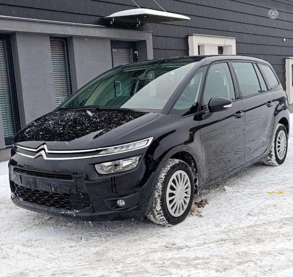 Melns Citroen Grand C4 Picasso 2016 Kauņa, ar dzinēja tilpumu 1.56 L un nobraukumu 217 tūkst. km par 5200 €, foto 1 vietnē AUTOMOTO.COM.LV