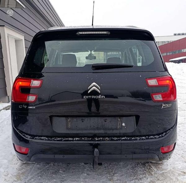 Melns Citroen Grand C4 Picasso 2016 Kauņa, ar dzinēja tilpumu 1.56 L un nobraukumu 217 tūkst. km par 5200 €, foto 3 vietnē AUTOMOTO.COM.LV