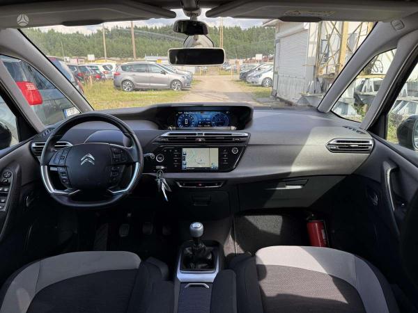 Melns Citroen Grand C4 Picasso 2016 Viļņa, ar dzinēja tilpumu 1.56 L un nobraukumu 229 tūkst. km par 6100 €, foto 10 vietnē AUTOMOTO.COM.LV