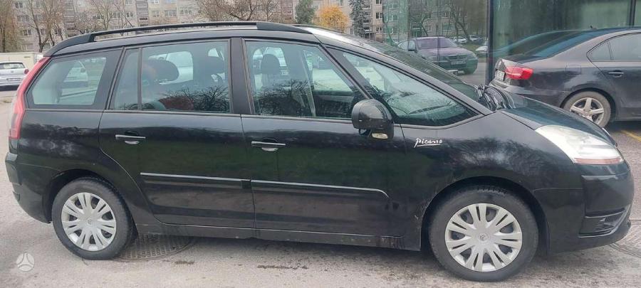 Melns Citroen Grand C4 Picasso 2017 Kauņa, ar dzinēja tilpumu 2.00 L un nobraukumu 246 tūkst. km par 1300 €, foto 7 vietnē AUTOMOTO.COM.LV