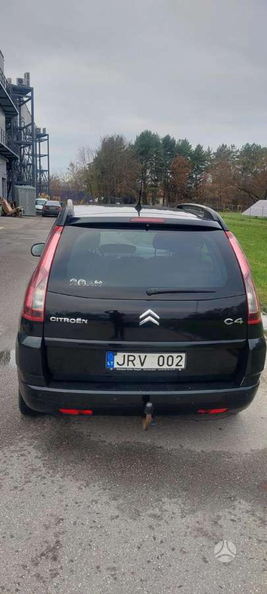 Melns Citroen Grand C4 Picasso 2017 Kauņa, ar dzinēja tilpumu 2.00 L un nobraukumu 246 tūkst. km par 1300 €, foto 9 vietnē AUTOMOTO.COM.LV