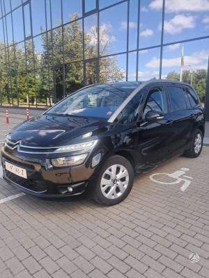 Melns Citroen Grand C4 Picasso 2017 Kauņa, ar dzinēja tilpumu 1.60 L un nobraukumu 252 tūkst. km par 6250 €, foto 5 vietnē AUTOMOTO.COM.LV