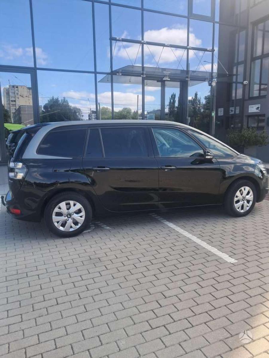 Melns Citroen Grand C4 Picasso 2017 Kauņa, ar dzinēja tilpumu 1.60 L un nobraukumu 252 tūkst. km par 6250 €, foto 6 vietnē AUTOMOTO.COM.LV