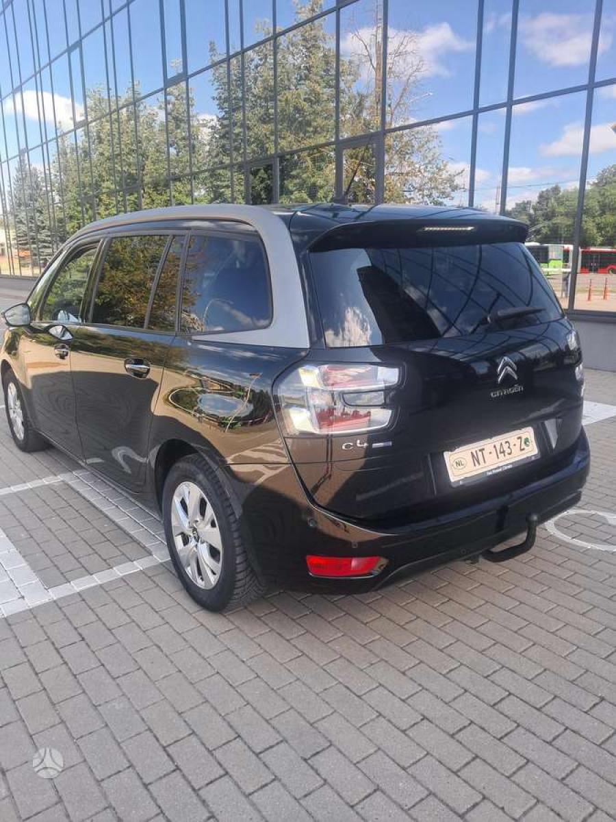 Melns Citroen Grand C4 Picasso 2017 Kauņa, ar dzinēja tilpumu 1.60 L un nobraukumu 252 tūkst. km par 6250 €, foto 13 vietnē AUTOMOTO.COM.LV