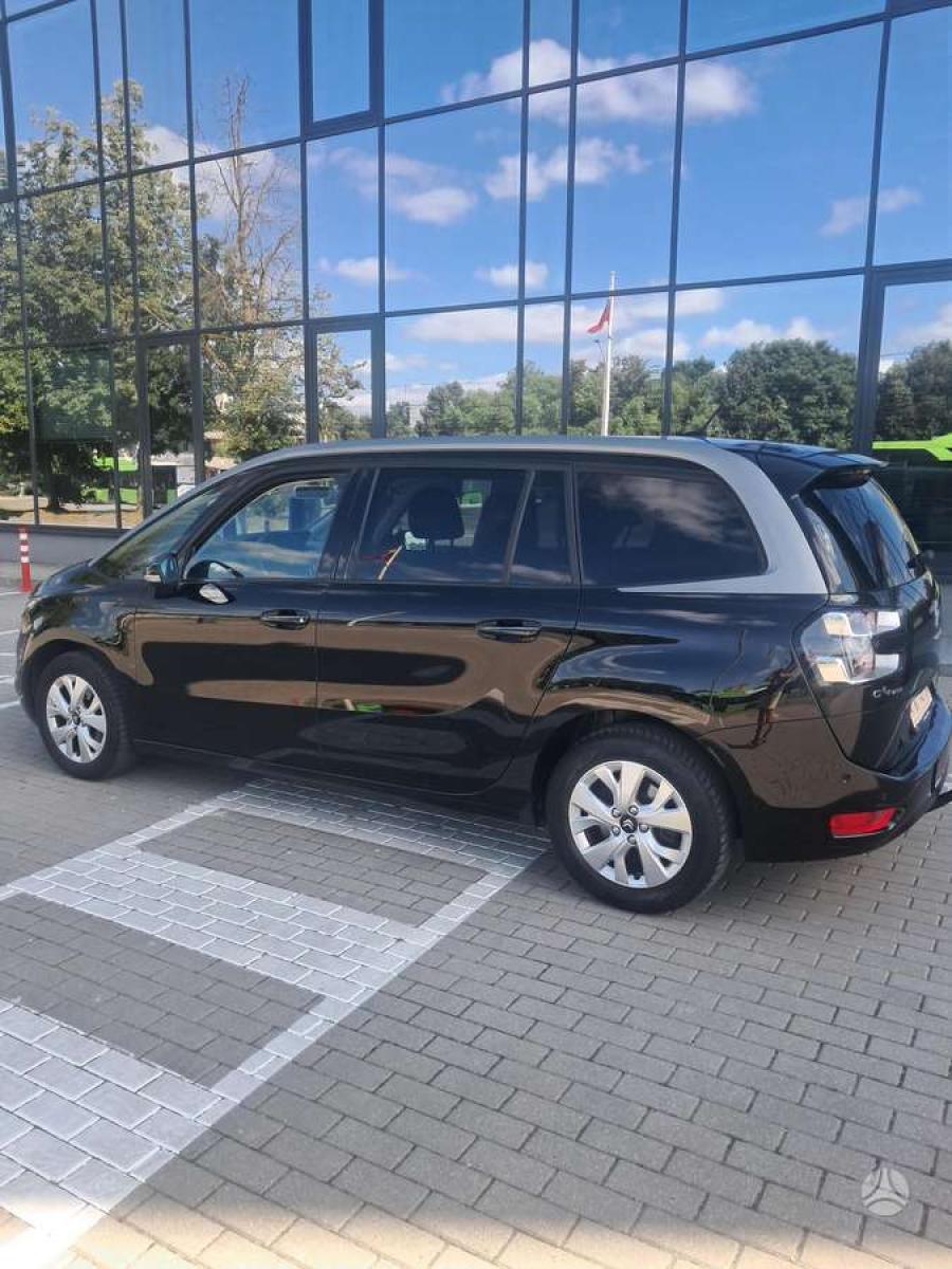 Melns Citroen Grand C4 Picasso 2017 Kauņa, ar dzinēja tilpumu 1.60 L un nobraukumu 252 tūkst. km par 6250 €, foto 16 vietnē AUTOMOTO.COM.LV