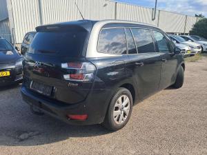Melns Citroen Grand C4 Picasso 2017 Kauņa, ar dzinēja tilpumu 1.60 L un nobraukumu 252 tūkst. km par 6250 €, foto 17 vietnē AUTOMOTO.COM.LV