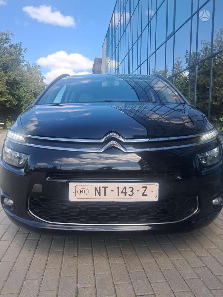 Melns Citroen Grand C4 Picasso 2017 Kauņa, ar dzinēja tilpumu 1.60 L un nobraukumu 252 tūkst. km par 6250 €, foto 19 vietnē AUTOMOTO.COM.LV