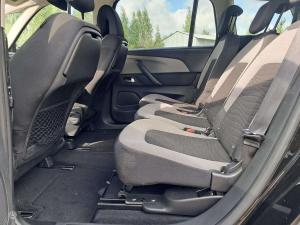 Melns Citroen Grand C4 Picasso 2017 Kauņa, ar dzinēja tilpumu 1.60 L un nobraukumu 252 tūkst. km par 6250 €, foto 25 vietnē AUTOMOTO.COM.LV