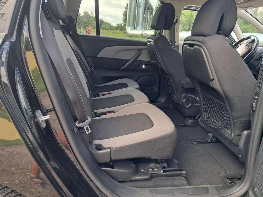 Melns Citroen Grand C4 Picasso 2017 Kauņa, ar dzinēja tilpumu 1.60 L un nobraukumu 252 tūkst. km par 6250 €, foto 26 vietnē AUTOMOTO.COM.LV