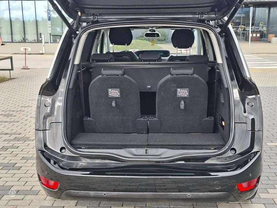Melns Citroen Grand C4 Picasso 2017 Šauļi, ar dzinēja tilpumu 1.60 L un nobraukumu 223 tūkst. km par 6600 €, foto 8 vietnē AUTOMOTO.COM.LV