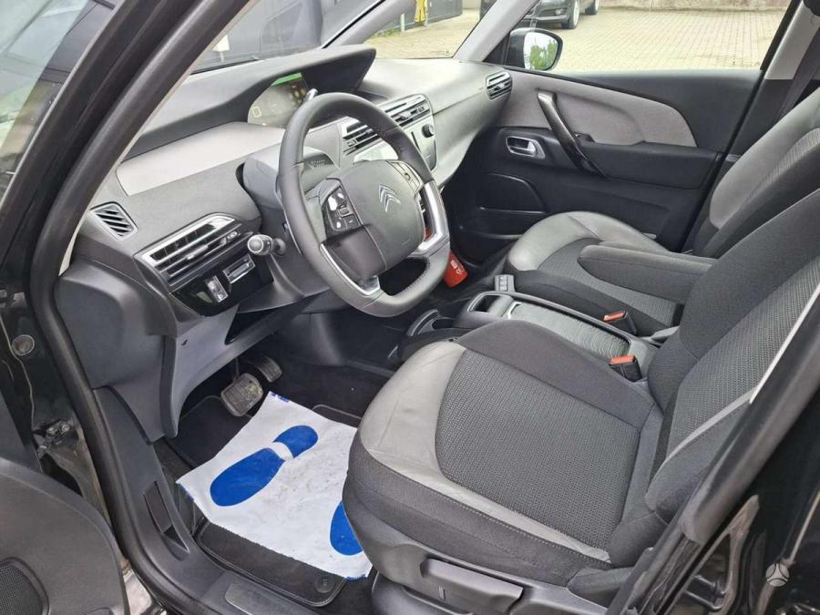 Melns Citroen Grand C4 Picasso 2017 Šauļi, ar dzinēja tilpumu 1.60 L un nobraukumu 223 tūkst. km par 6600 €, foto 11 vietnē AUTOMOTO.COM.LV