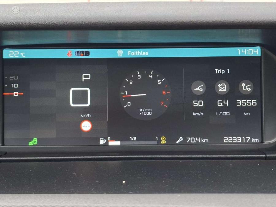 Melns Citroen Grand C4 Picasso 2017 Šauļi, ar dzinēja tilpumu 1.60 L un nobraukumu 223 tūkst. km par 6600 €, foto 16 vietnē AUTOMOTO.COM.LV