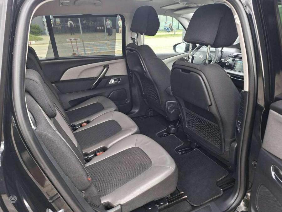 Melns Citroen Grand C4 Picasso 2017 Šauļi, ar dzinēja tilpumu 1.60 L un nobraukumu 223 tūkst. km par 6600 €, foto 19 vietnē AUTOMOTO.COM.LV