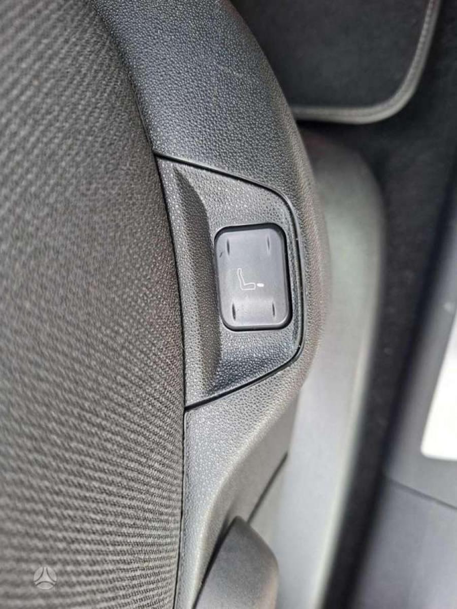 Melns Citroen Grand C4 Picasso 2017 Šauļi, ar dzinēja tilpumu 1.60 L un nobraukumu 223 tūkst. km par 6600 €, foto 26 vietnē AUTOMOTO.COM.LV
