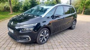 Black Citroen Grand C4 Picasso 2017 in Vilnius, with an engine capacity of 2.00 L and mileage of 163 thousand km for 7950 €, photo  on AUTOMOTO.COM.LV