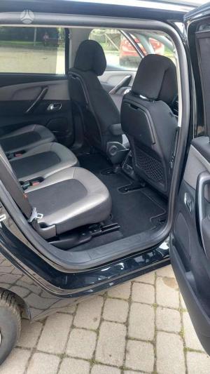 Black Citroen Grand C4 Picasso 2017 in Vilnius, with an engine capacity of 2.00 L and mileage of 163 thousand km for 7950 €, photo 13 on AUTOMOTO.COM.LV