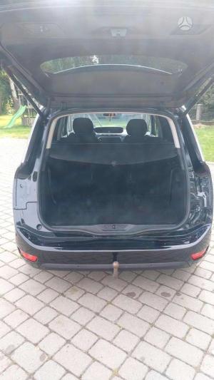 Black Citroen Grand C4 Picasso 2017 in Vilnius, with an engine capacity of 2.00 L and mileage of 163 thousand km for 7950 €, photo 15 on AUTOMOTO.COM.LV