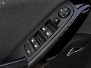 Melns Citroen Grand C4 Picasso 2018 Pakruojis, ar dzinēja tilpumu 2.00 L un nobraukumu 219 tūkst. km par 6800 €, foto 11 vietnē AUTOMOTO.COM.LV